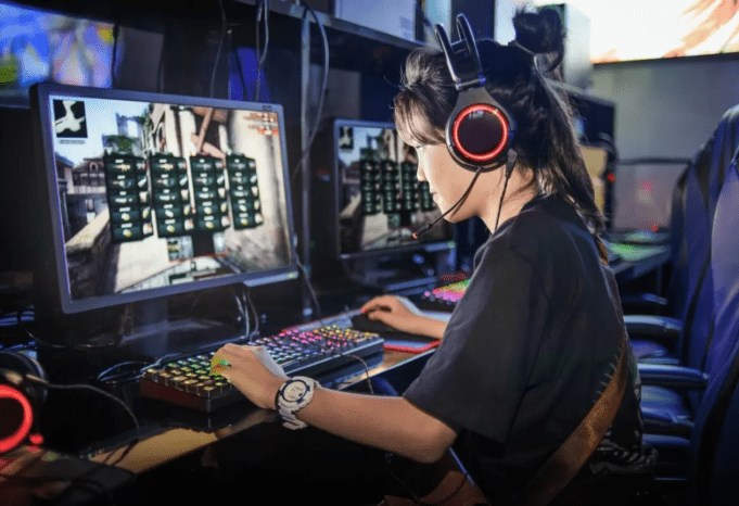 Pros and Cons of Online Gaming | Tapscape